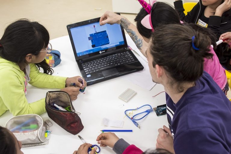 Aprendé Programando: destacan a esta iniciativa argentina como “faro ...