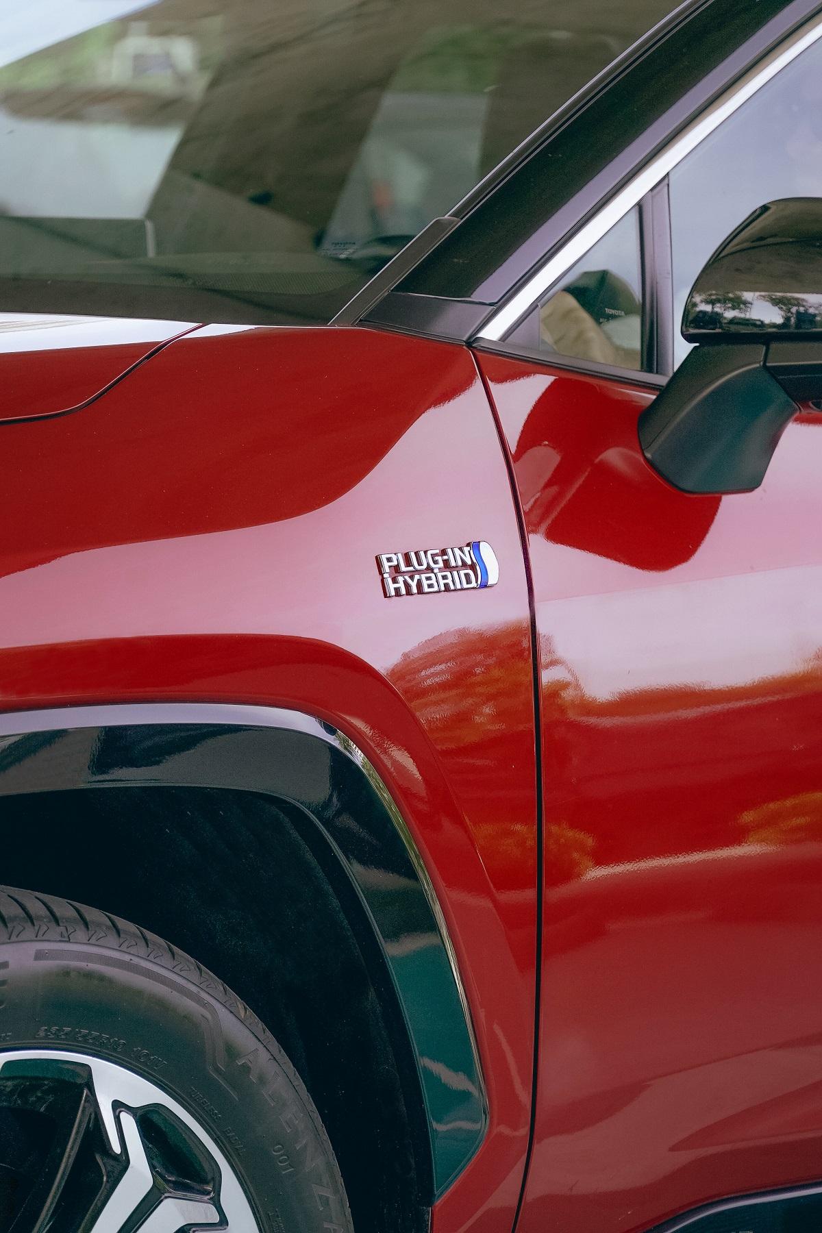 Cómo alquilar un auto híbrido de Toyota en Argentina y cuánto sale