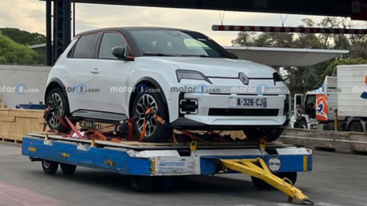 En fotos: llegó el primer auto Renault 5 E-Tech a la Argentina