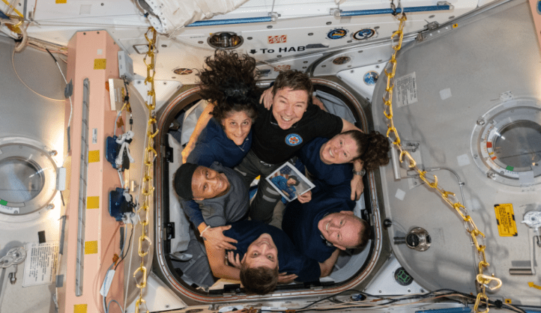 Estas son las 16 mejores fotos de ciencia en la estación espacial 2024 ...