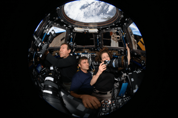 Estas son las 16 mejores fotos de ciencia en la estación espacial 2024 ...