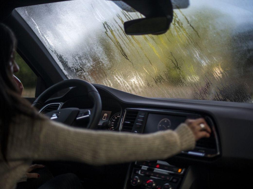 Cómo desempañar los vidrios del auto sin usar el aire acondicionado y ...
