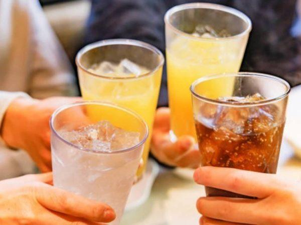 ¿El jugo de fruta es igual a una gaseosa? Un nuevo estudio revela por ...